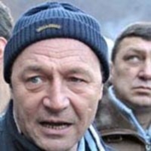 Traian Băsescu, despre mapa roşie cu documente secrete: Eu nici FESUL ...