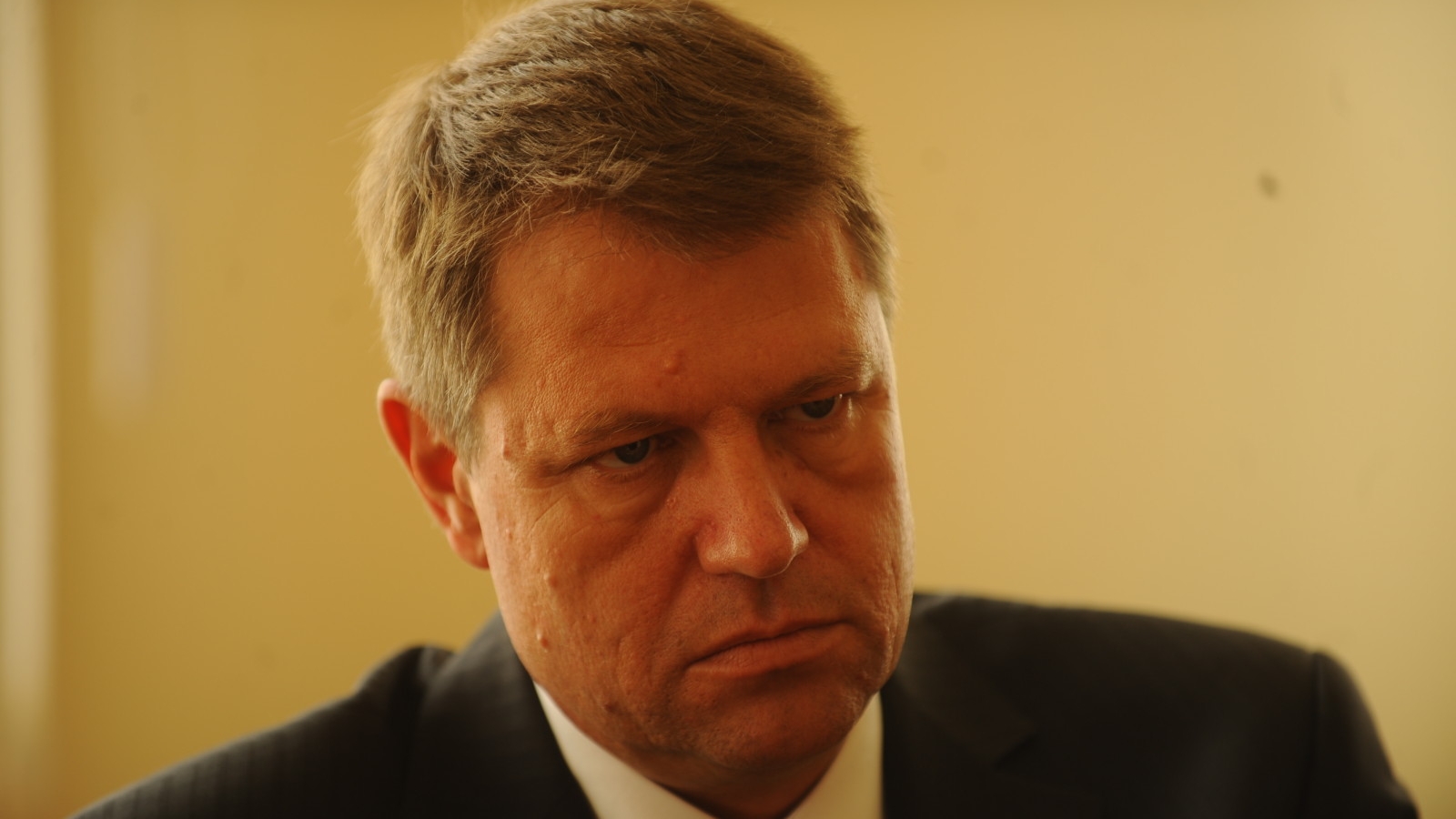 Ghinion pentru Iohannis în relaţia cu profesorii | Obiectiv.info
